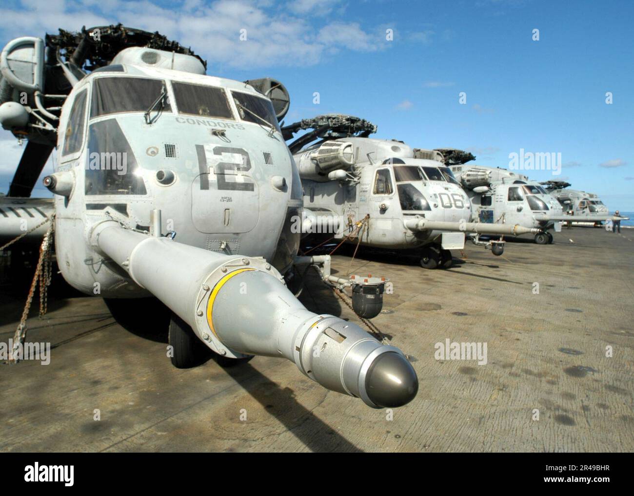 US Navy CH-53E Super Stallions line the deck aboard the amphibious ...
