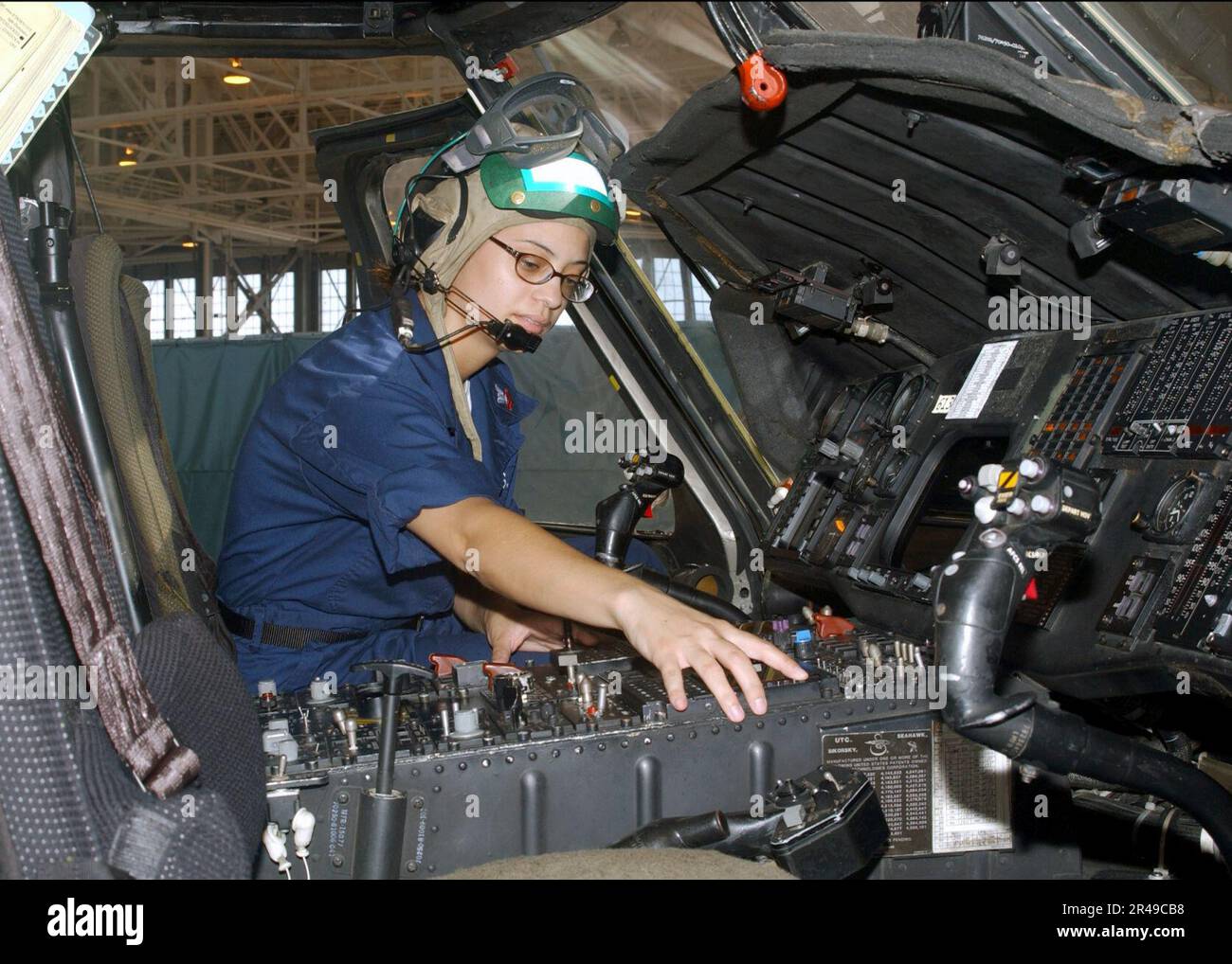 US Navy Aviation Electronic Technician Stock Photo - Alamy
