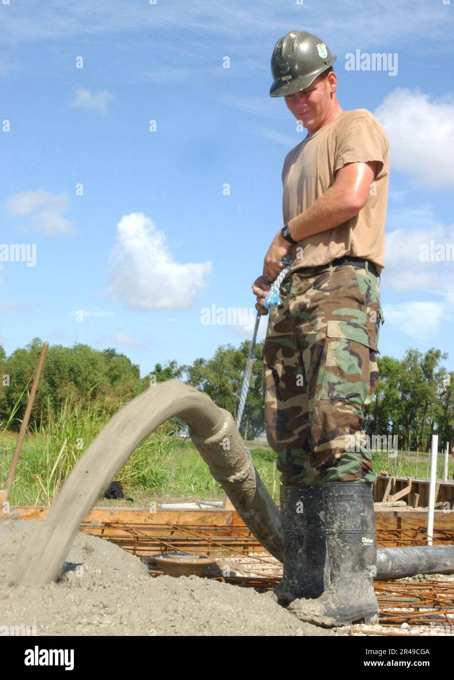 US Navy Equipment Operator Stock Photo - Alamy