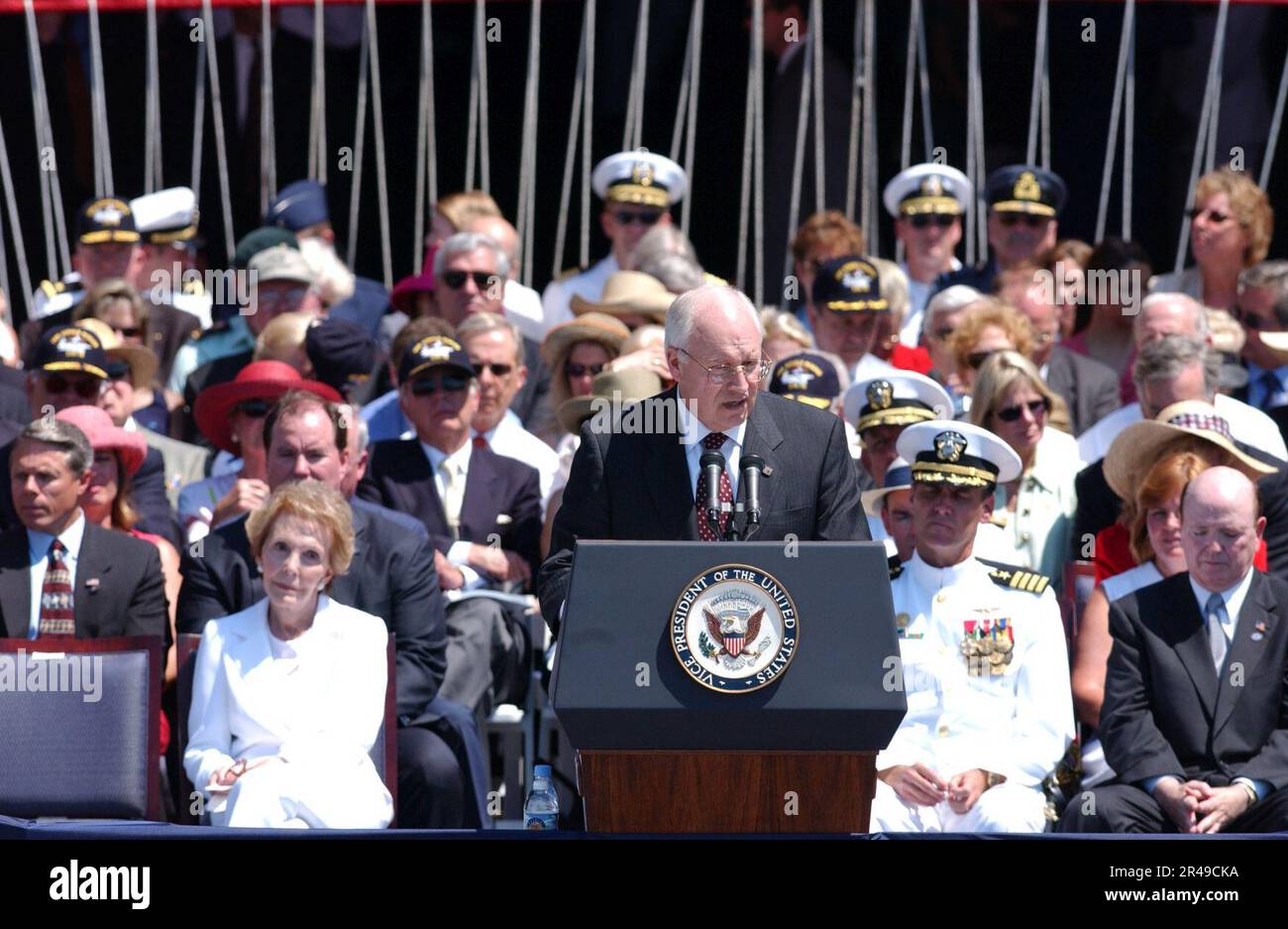 US Navy Principal speaker, Vice President Dick Cheney addresses a ...