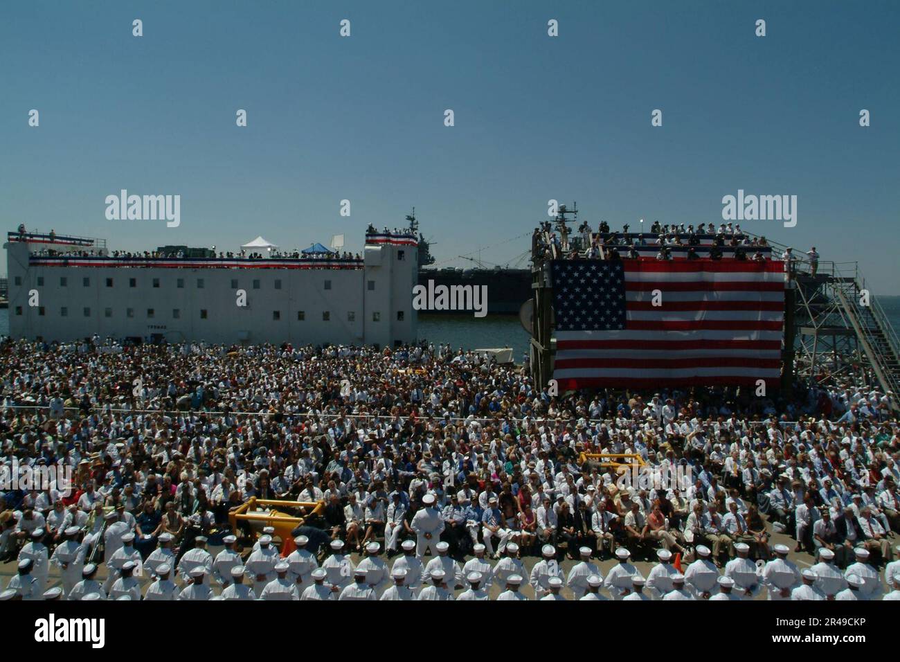 US Navy Hundreds of spectators and media witness the commissioning of ...