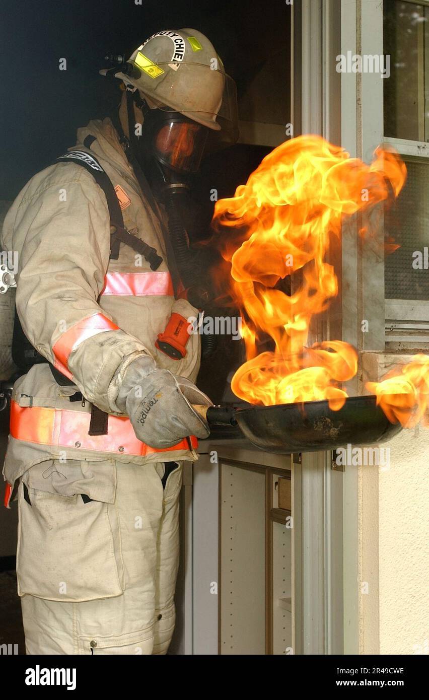 US Navy Deputy Fire Stock Photo - Alamy