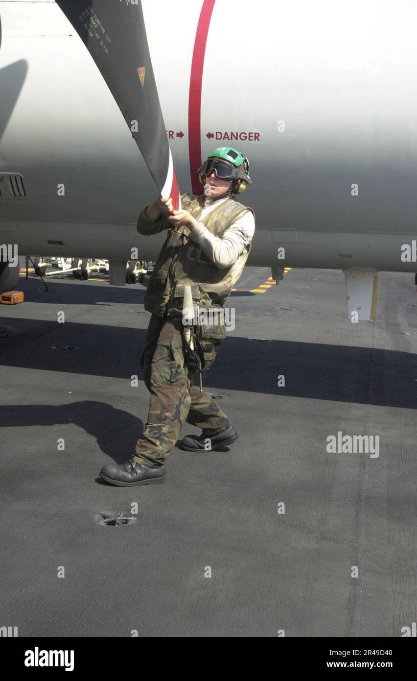 US Navy Aviation Machinist's Mate Stock Photo - Alamy