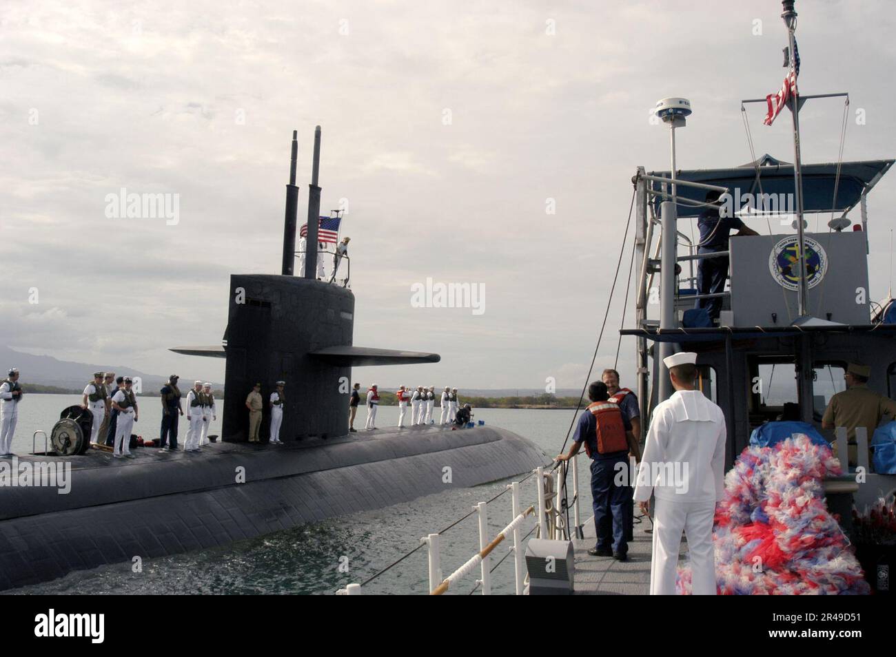 US Navy The Los Angeles class attack submarine USS Key West (SSN 722 ...