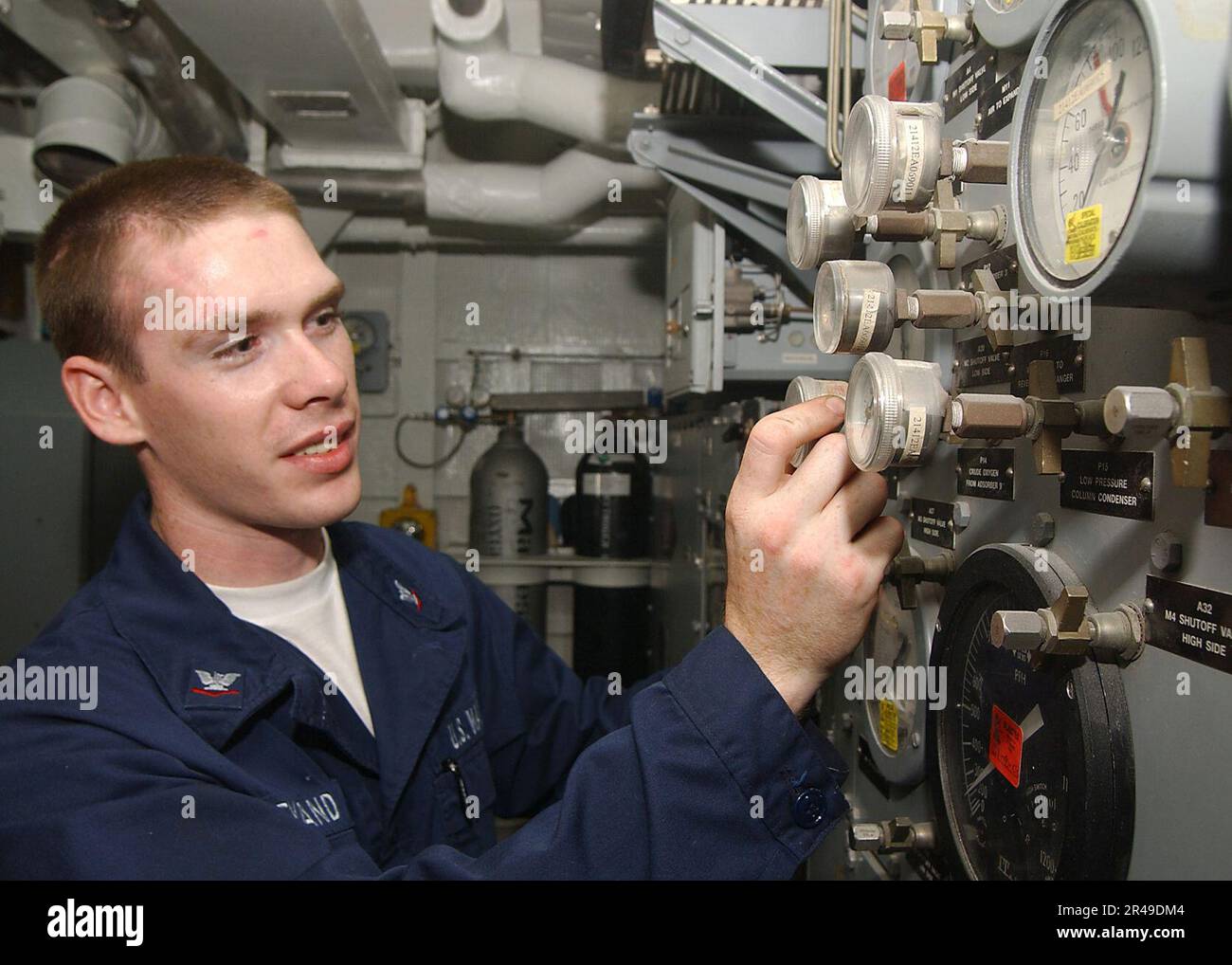 US Navy Machinist's Mate Stock Photo - Alamy