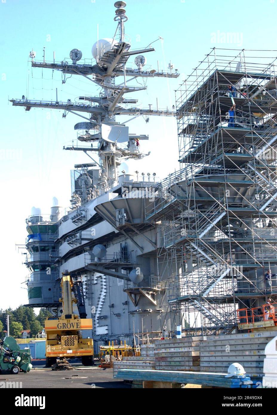 US Navy The flight deck of the USS Abraham Lincoln (CVN 72) is ...