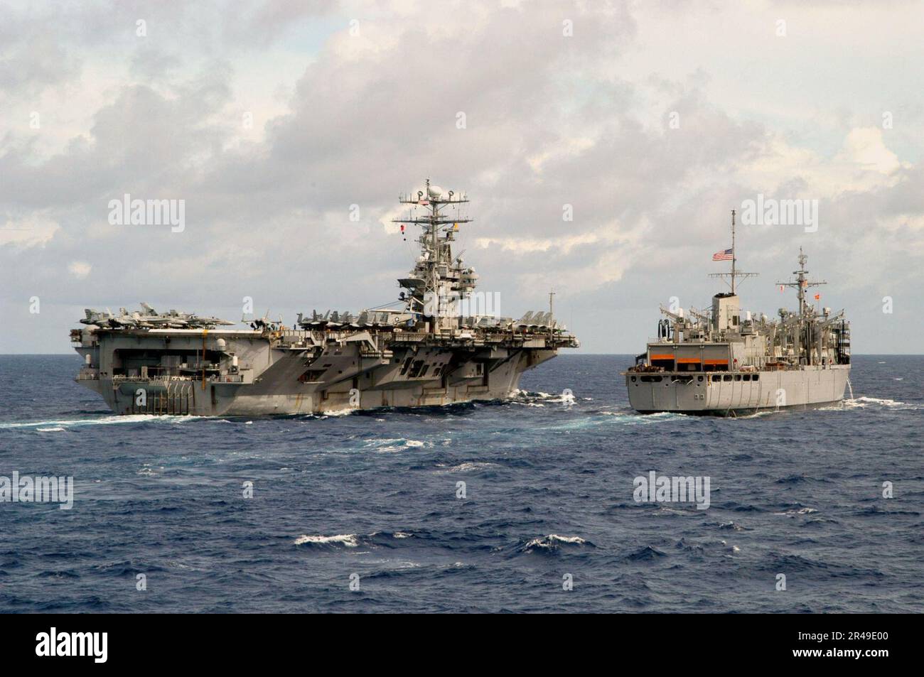 US Navy The nuclear-powered aircraft carrier USS Carl Vinson (CVN 70 ...