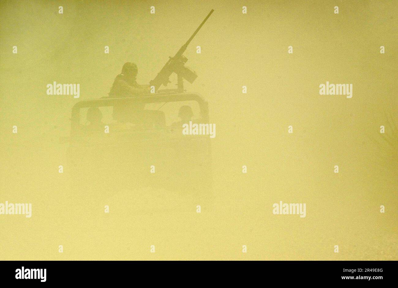 US Navy U.S. Navy SEALs (Sea, Air, and Land) receive tactical mobility ...