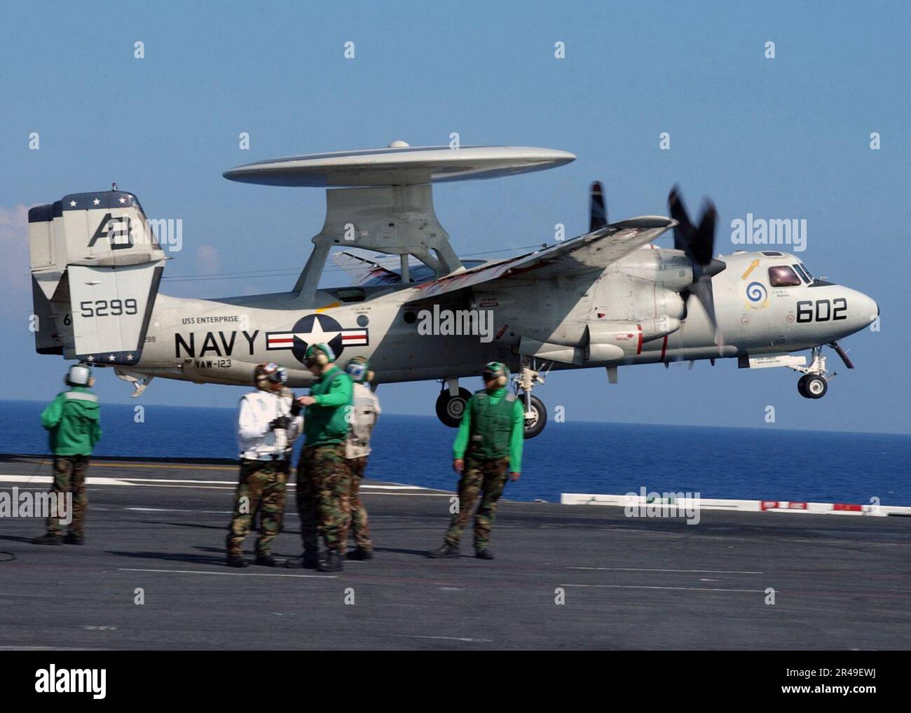US Navy An E-2C Hawkeye assigned to the Screw Tops of Carrier Airborne ...