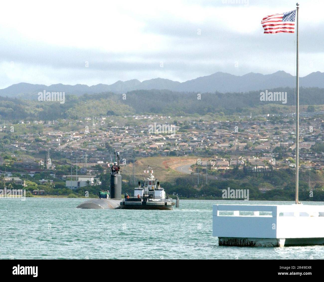 US Navy USS Greeneville (SSN 772) departed for deployment Sept. 1, 2003 ...