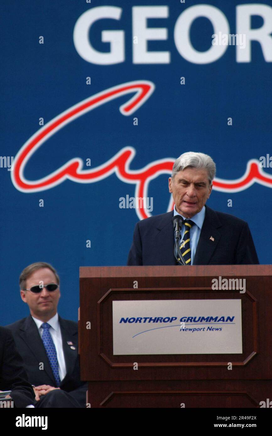 US Navy Senator John W. Warner of Virginia makes remarks during the ...