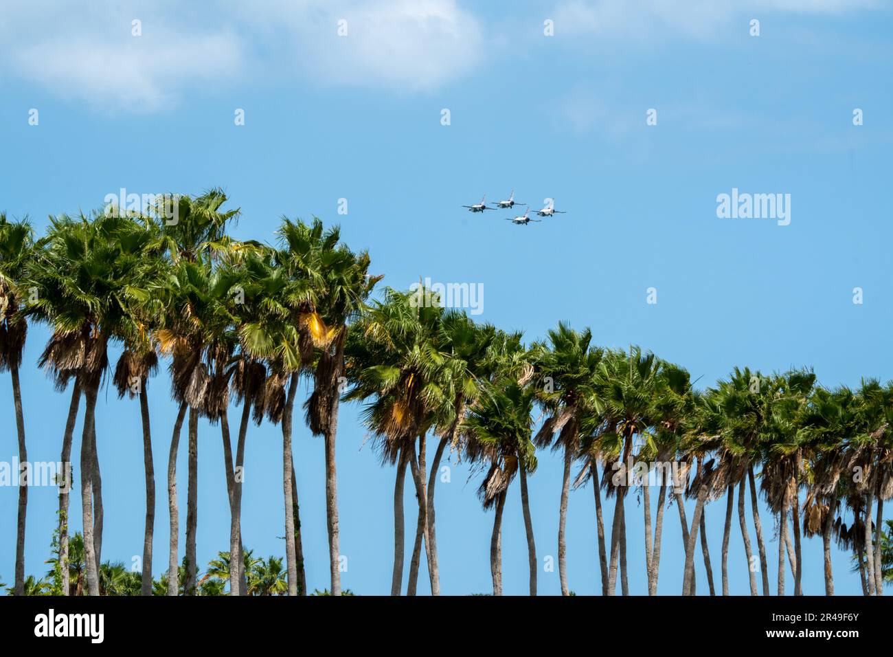 The United States Air Force Air Demonstration Squadron "Thunderbirds ...