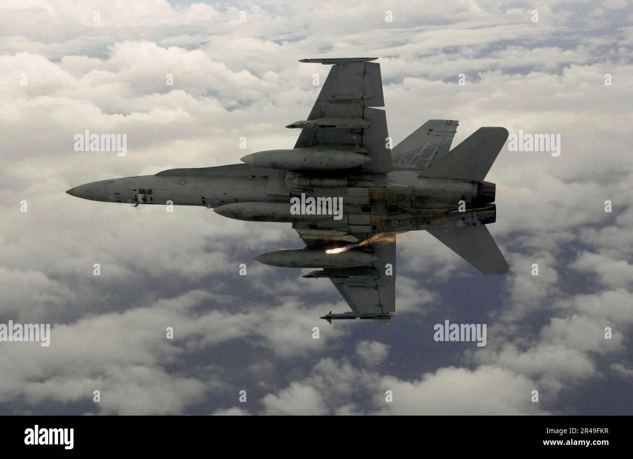 US Navy An F-A-18C Hornet shoots off a practice flare Stock Photo - Alamy