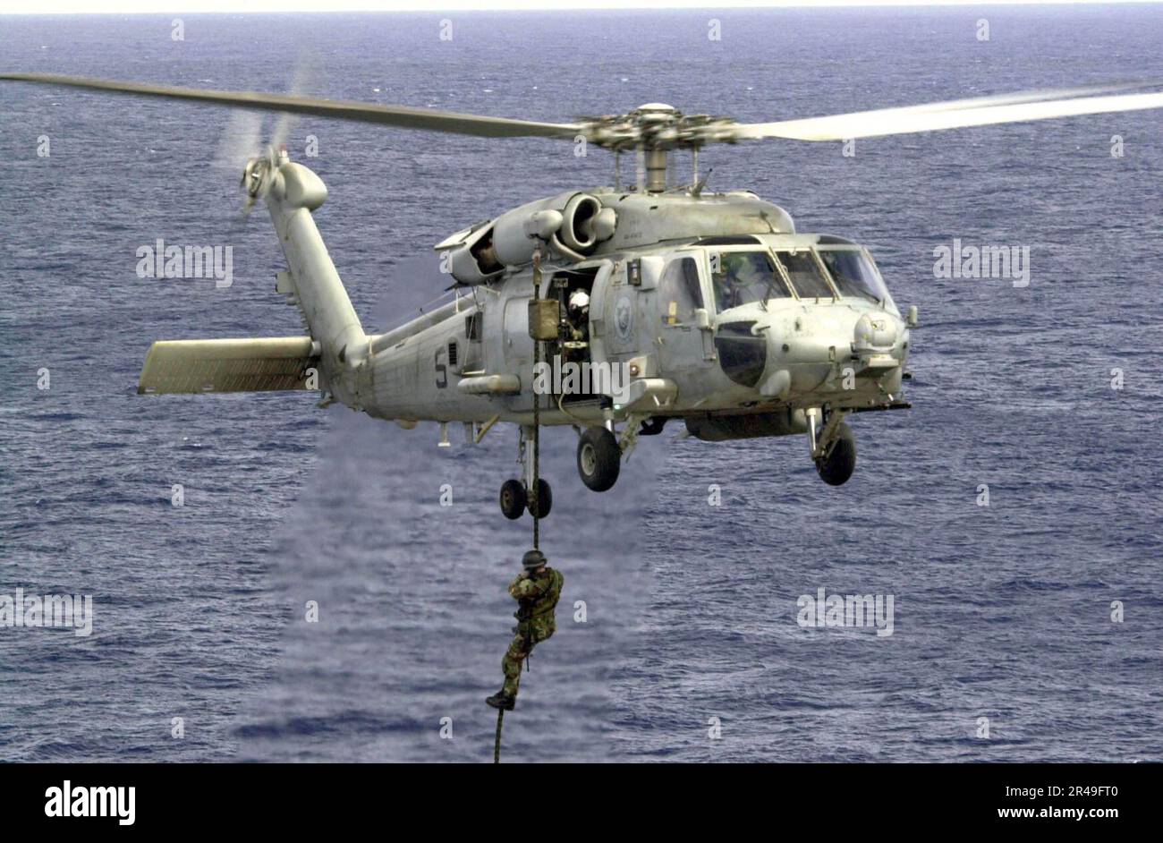 US Navy Explosive Ordnance Disposal Mobile Unit Eleven Detachment One ...