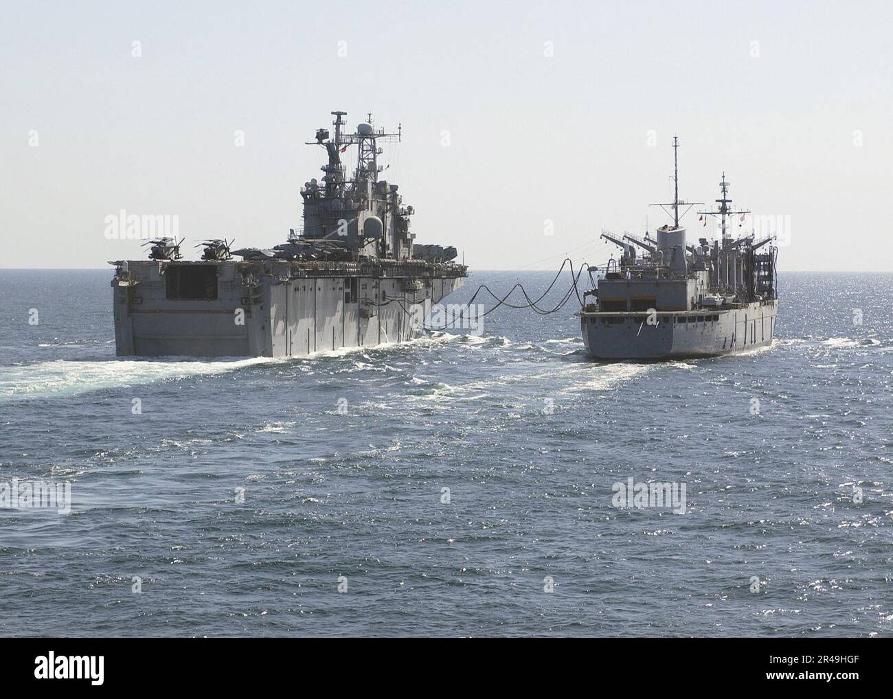 Uss detroit aoe 4 hi-res stock photography and images - Alamy