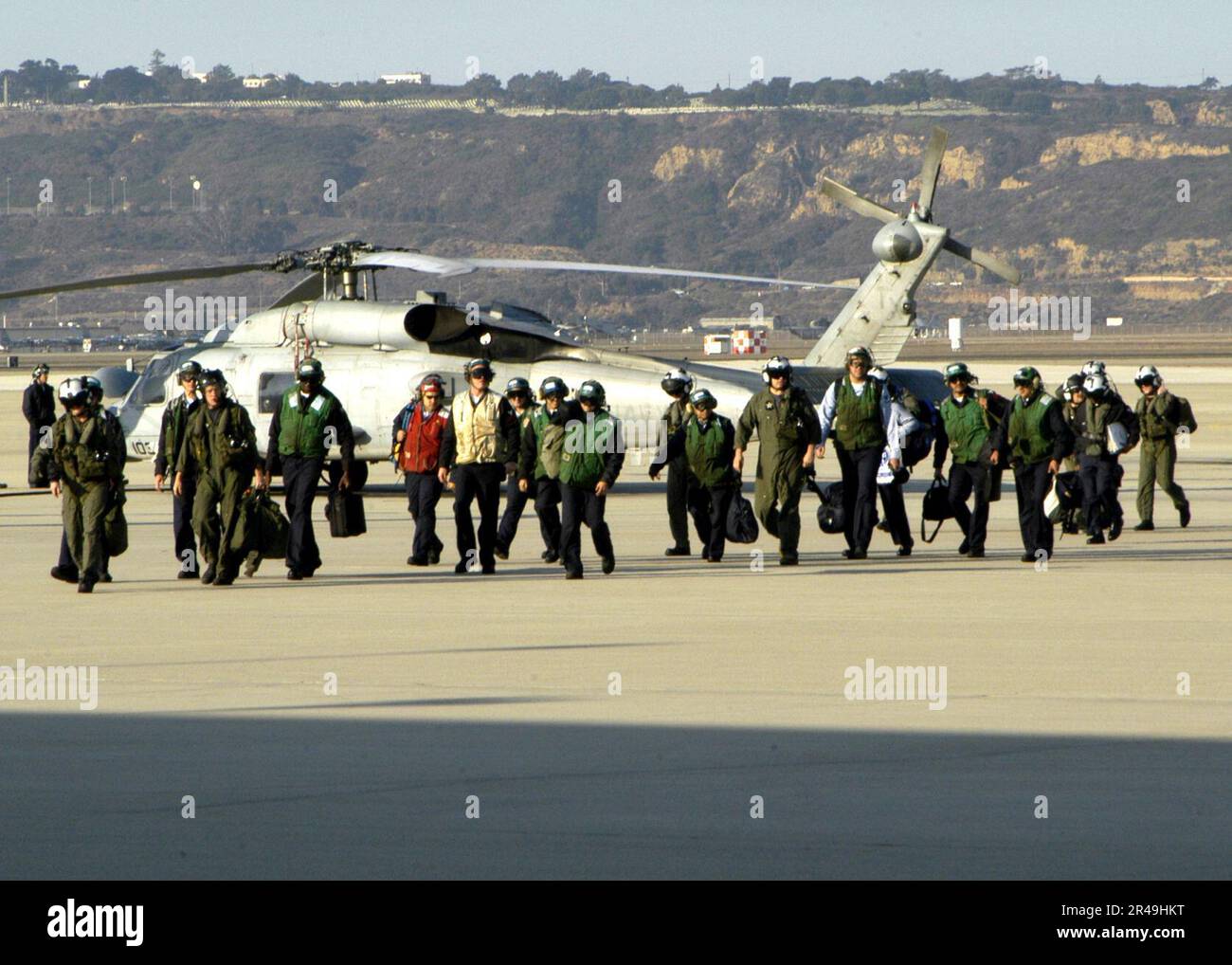 US Navy Sailors assigned to the Saberhawks of Light Helicopter Anti ...