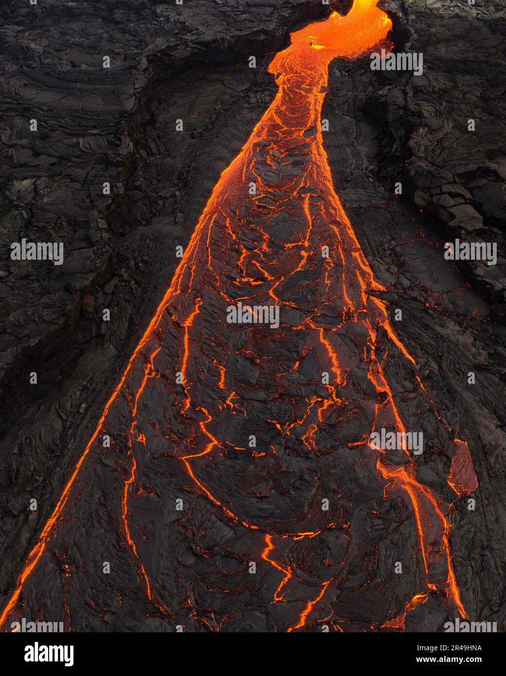A stunning view of the eruption of Fagradalsfjall volcano in Iceland ...