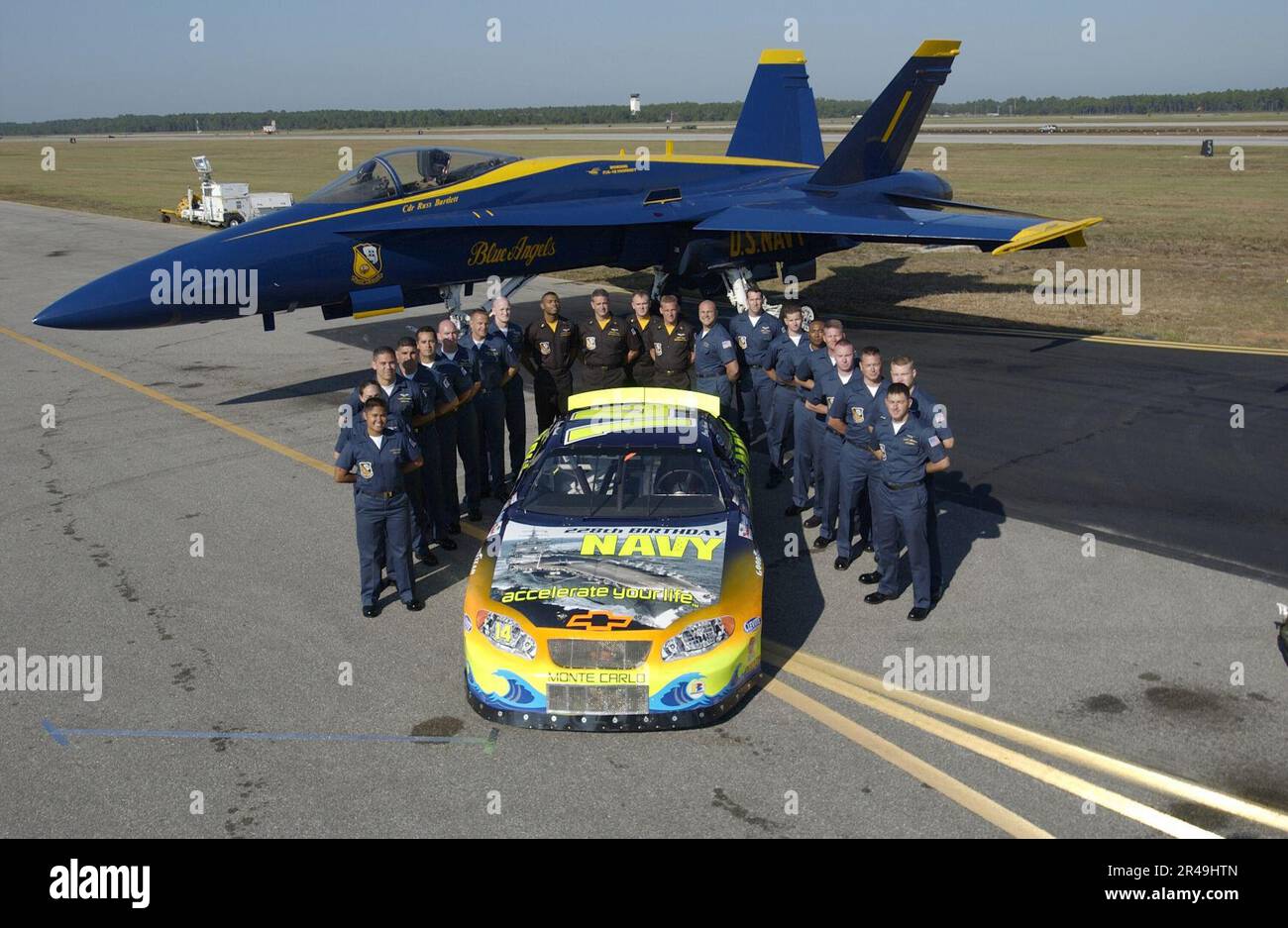 US Navy Members of the U.S. Navy Flight Demonstration Team, the Blue ...