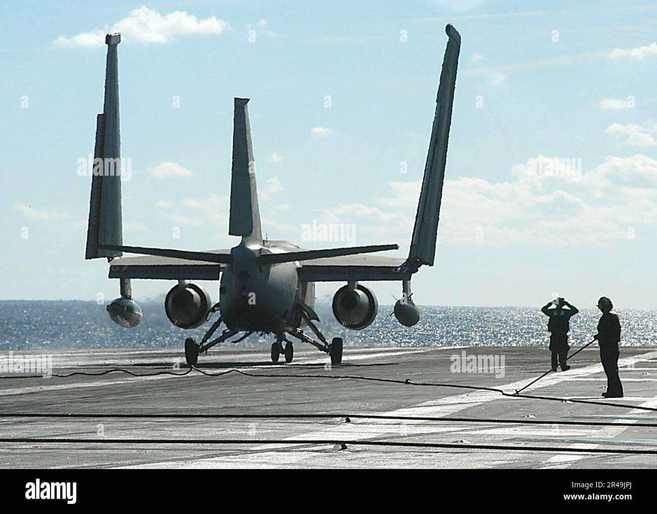 US Navy An S-3B Viking assigned to the Top Cats of Sea Control Squadron ...
