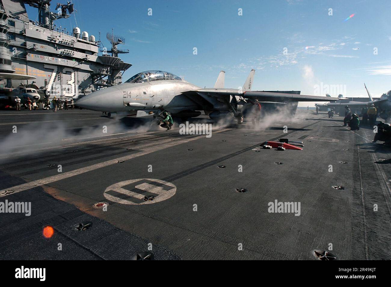 US Navy An F-14 Tomcat assigned to the ''Red Rippers'' of Fighter Squadron One One (VF-11 ...