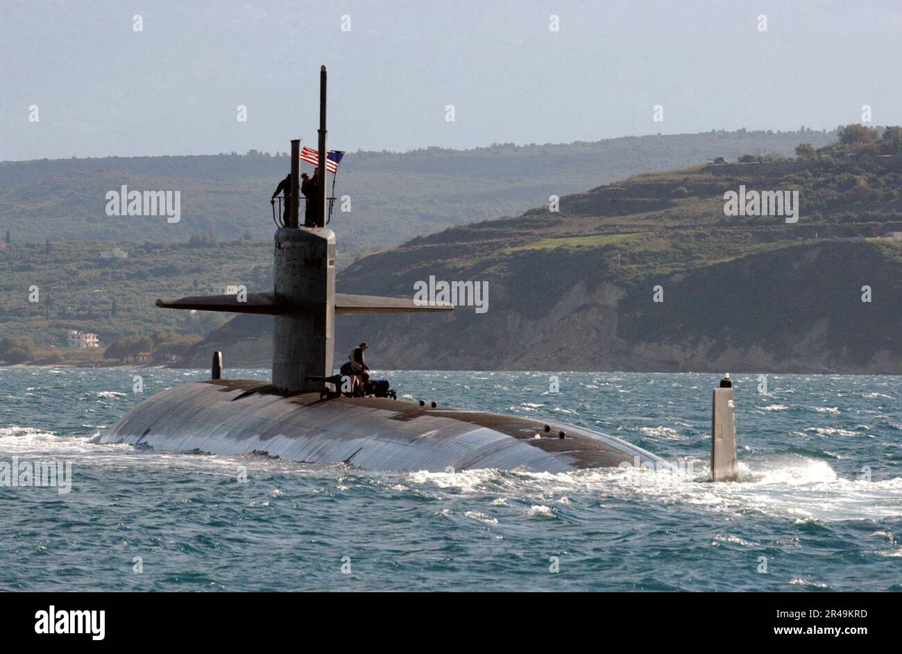 US Navy The Los Angeles class nuclear-powered attack submarine USS Memphis (SSN 691) heads out ...