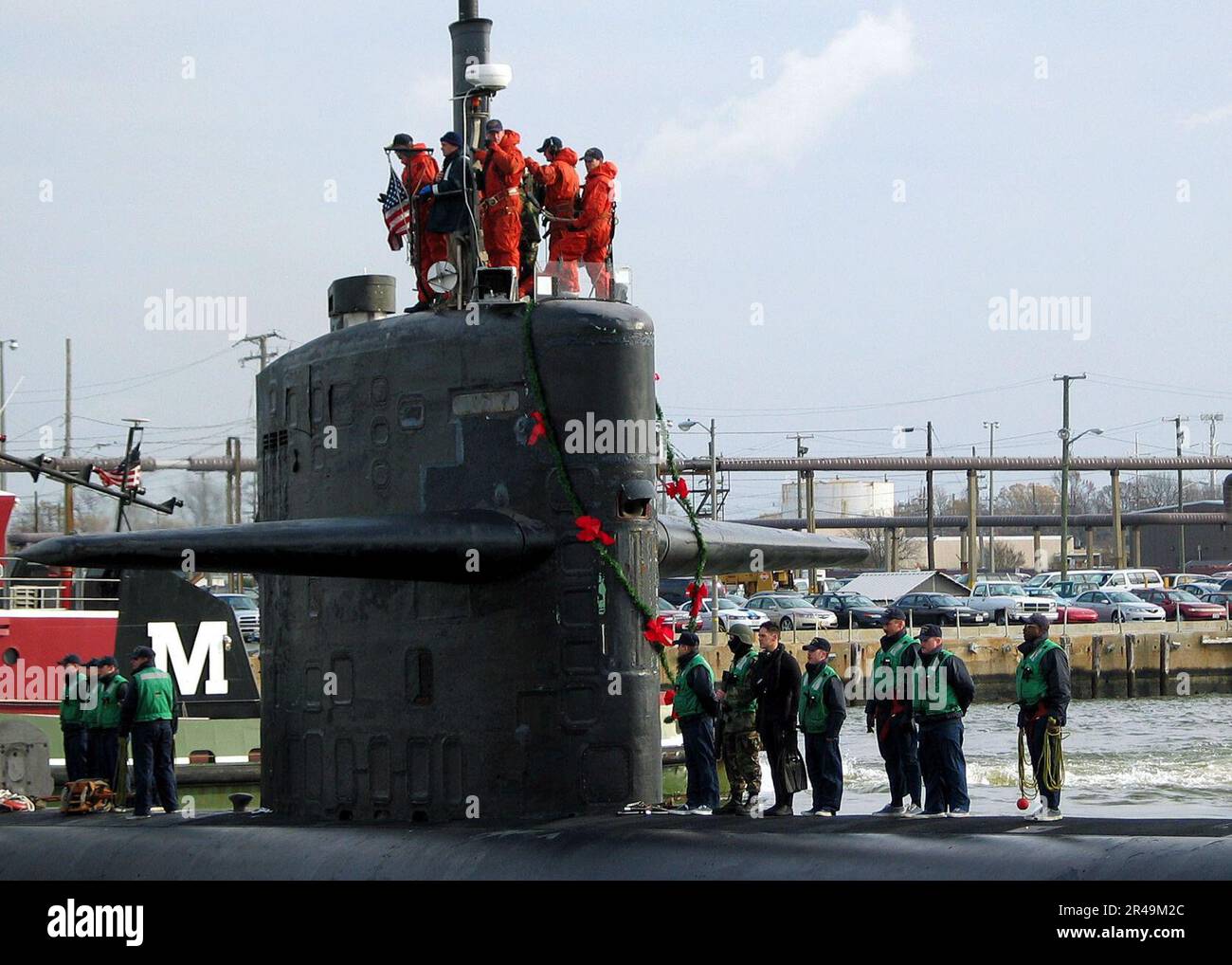 US Navy The Los Angeles class attack submarine USS Jacksonville (SSN ...