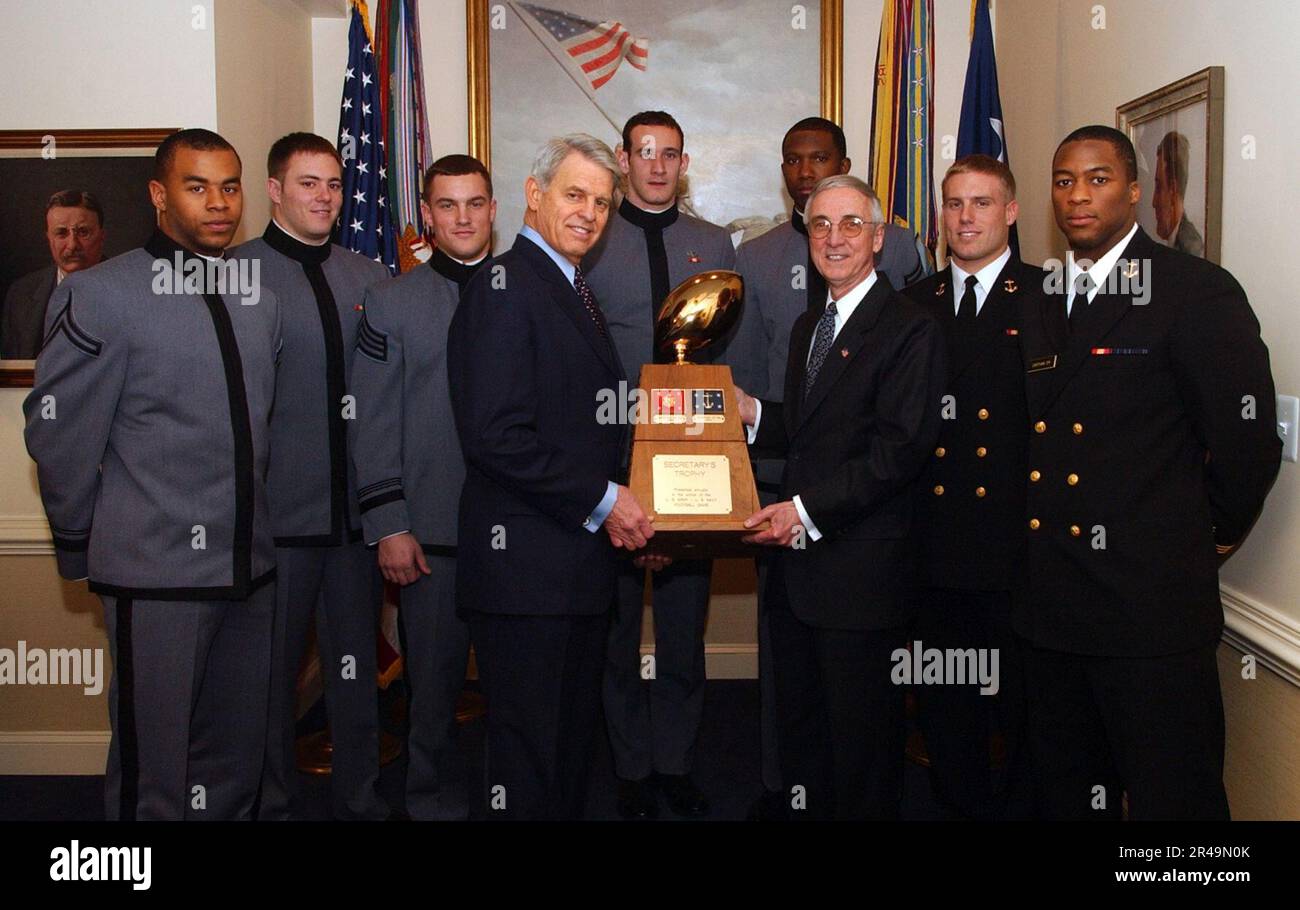 US Navy Cadets from the U.S. Military Academy West Point, and ...
