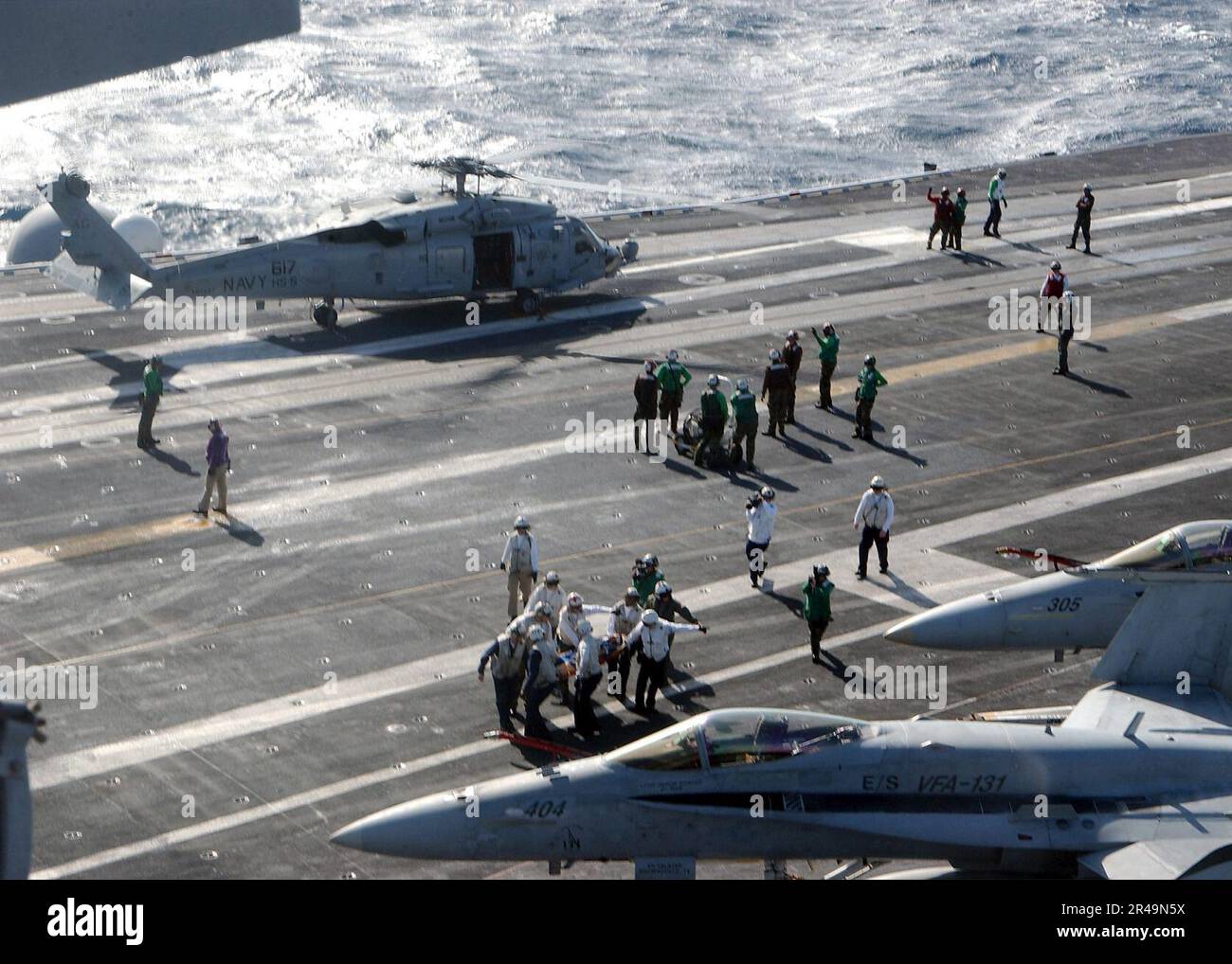 US Navy USS George Washington (CVN 73) provides medical assistance to ...
