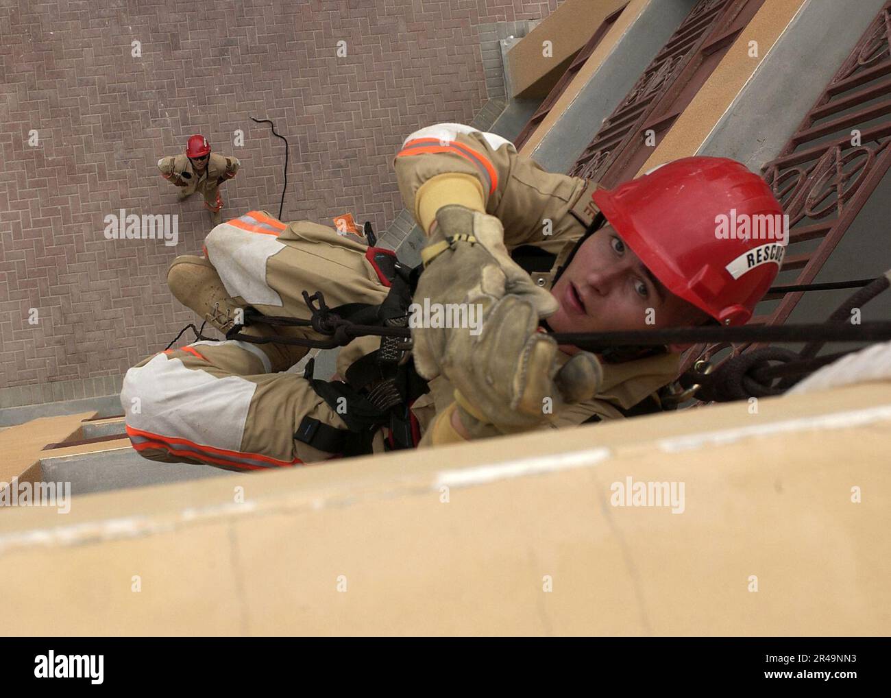 US Navy Emergency Response Team (ERT) Member Builder Stock Photo - Alamy