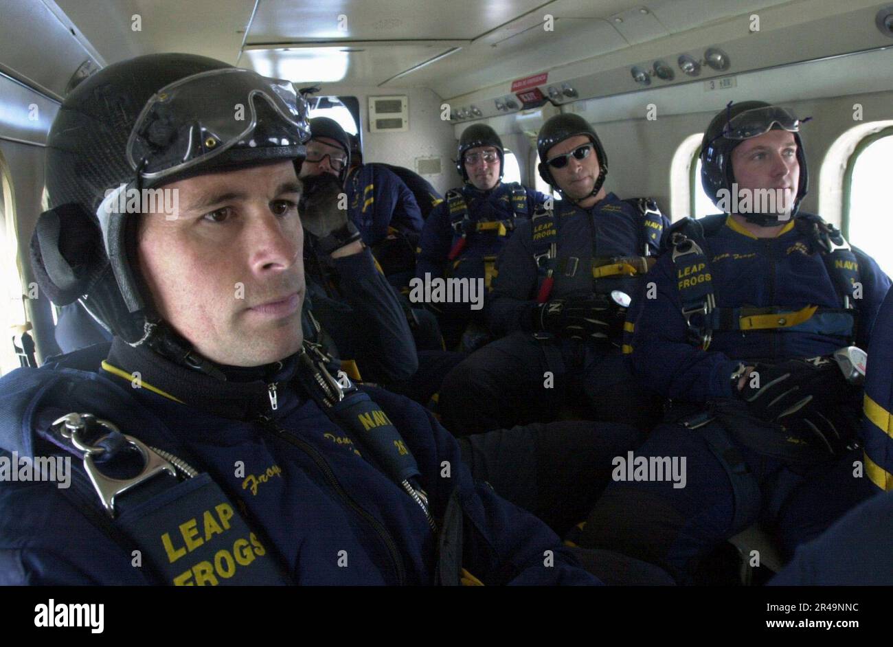 US Navy Members assigned to the Navy Parachute Team ''Leap Frogs ...