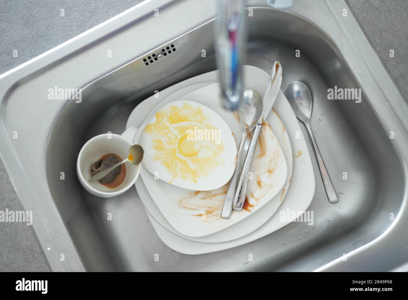 Dirty dishes in the sink Stock Photo - Alamy
