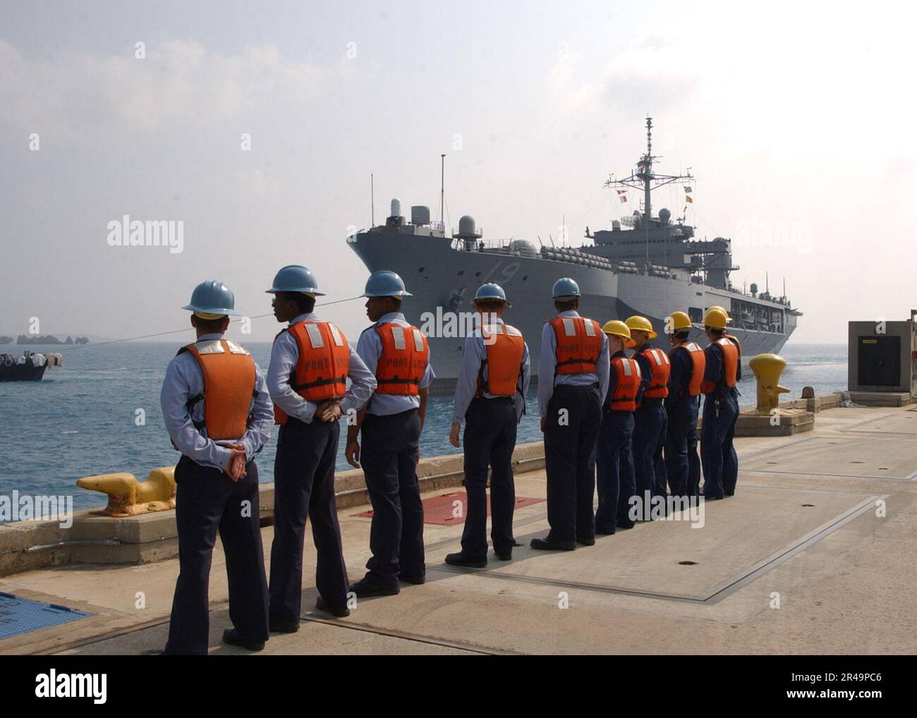 US Navy Sailors assigned to Commander Fleet Activities Okinawa (CFAO ...