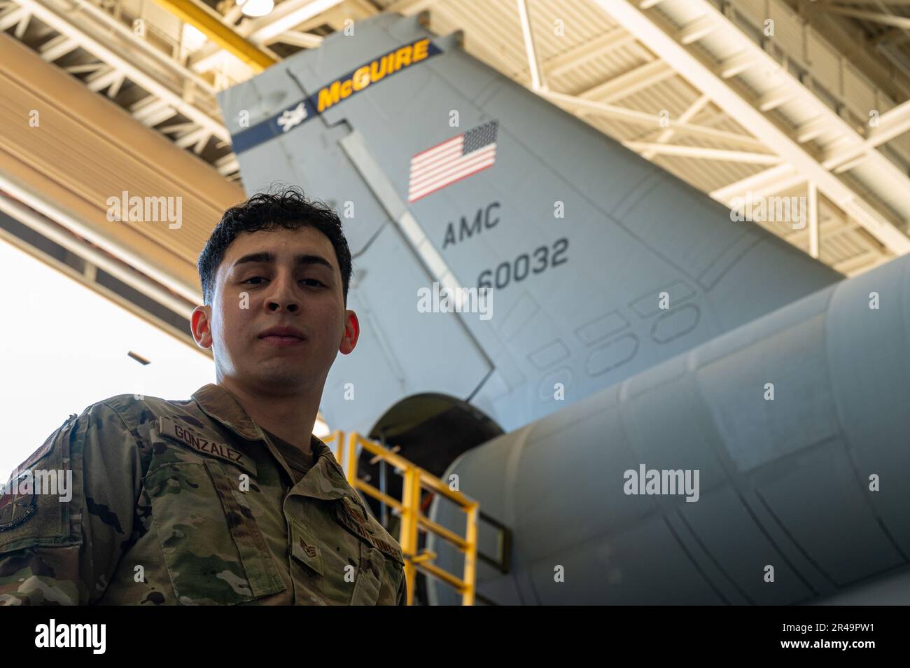 U.S. Air Force Staff Sgt. Rene Gonzalez, 305th Maintenance Squadron ...