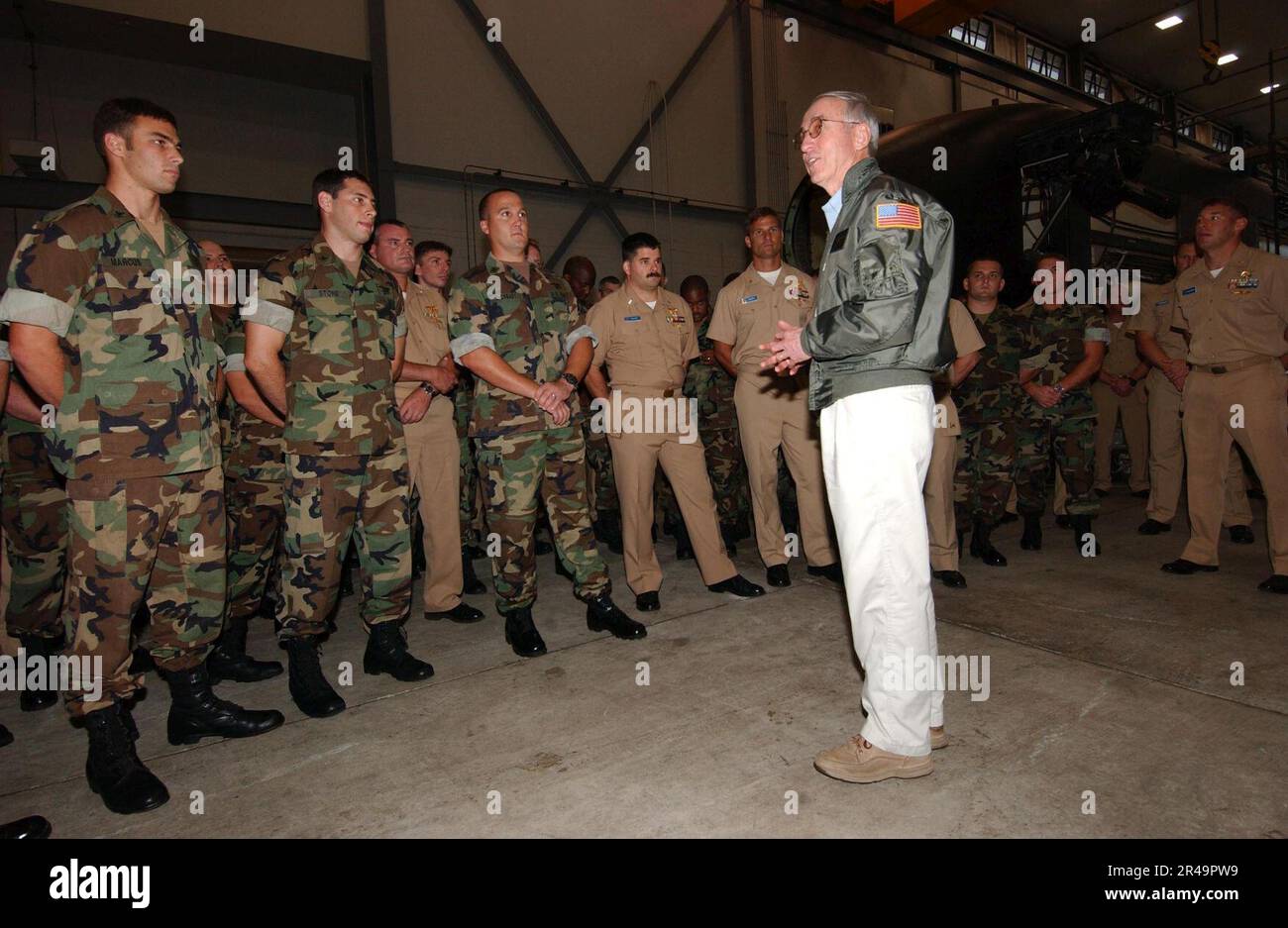 US Navy Gordon R. England, Secretary of the Navy, holds an all hands ...