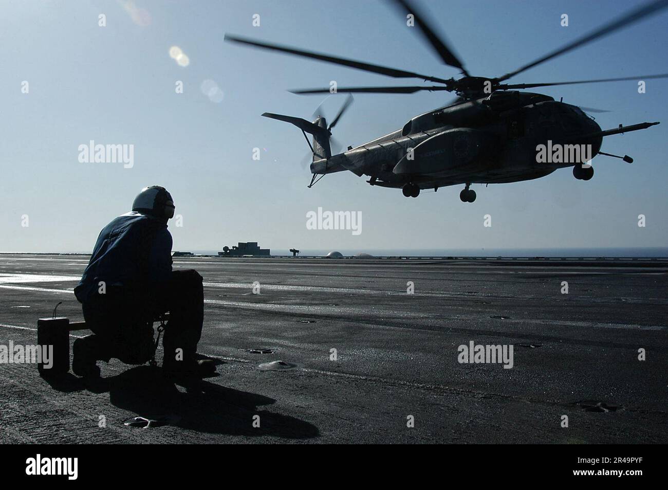 US Navy An MH-53E Sea Dragon assigned to the ''Blackhawks'' of ...