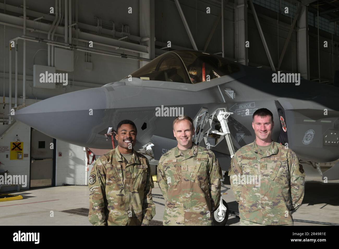 U.S. Air Force Master Sgt. Eric Hanna, Staff Sgt. Robert Mistlebauer ...