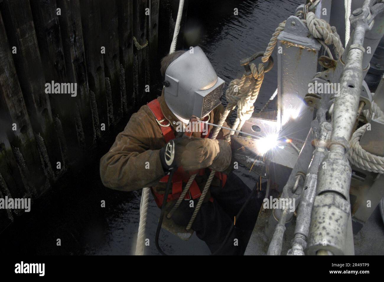 US Navy Hull Maintenance Technician Stock Photo - Alamy