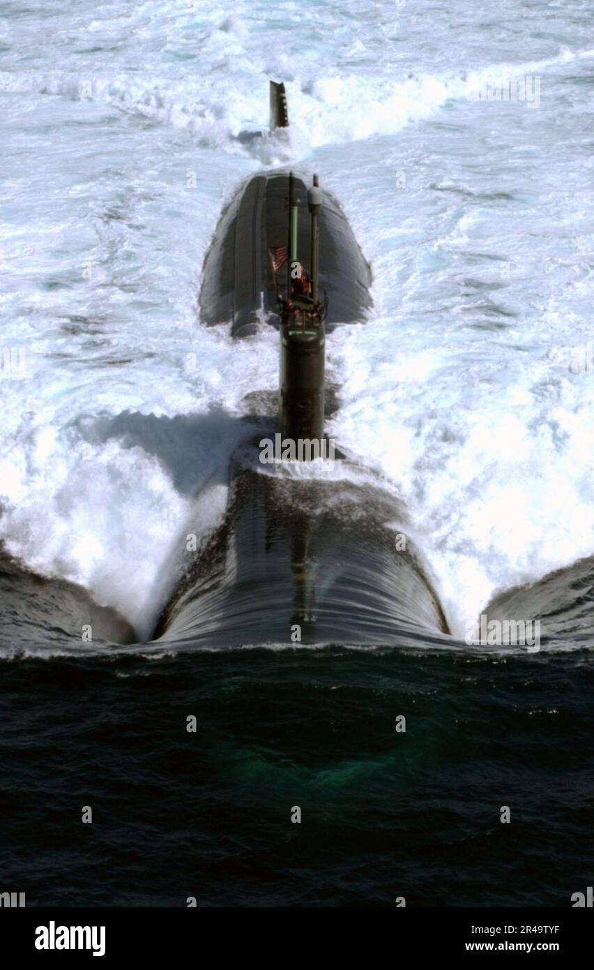 US Navy The Los Angeles-class attack submarine USS Albany (SSN 753 ...