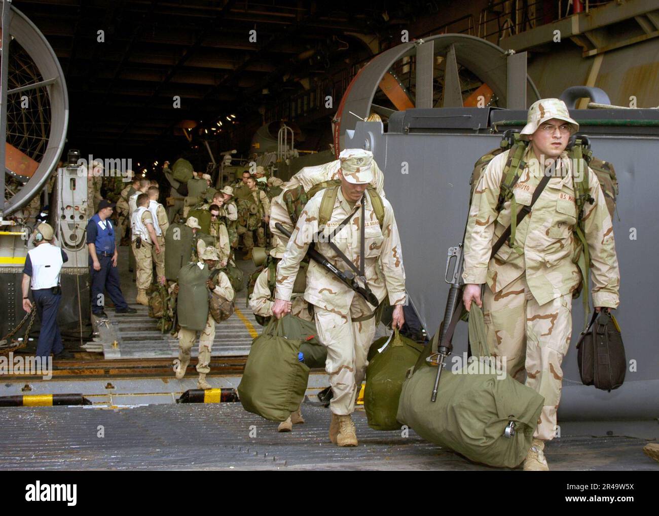 US Navy U.S. Marines assigned to 22nd Marine Expeditionary Unit (22nd ...