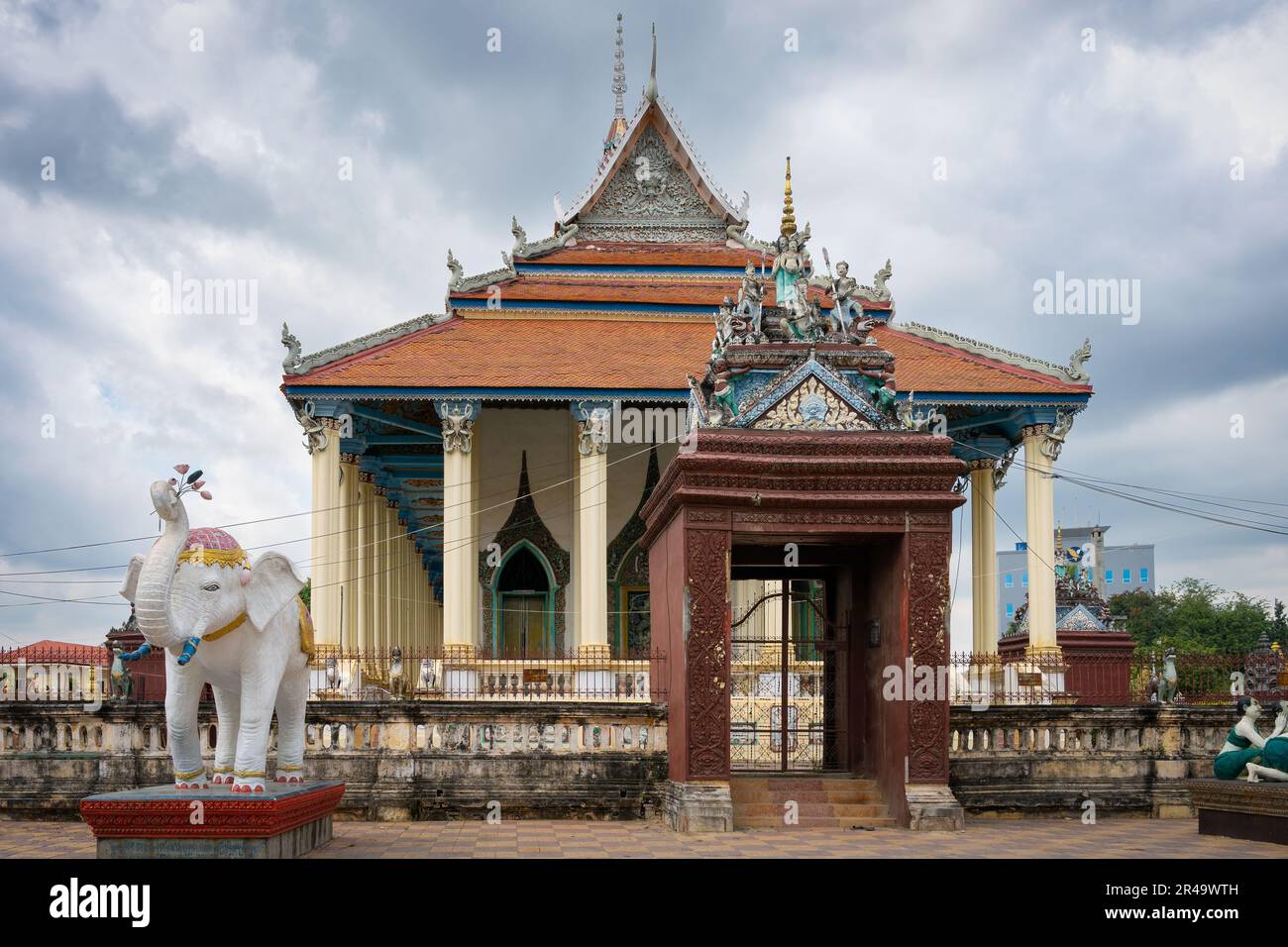 The Wat Damrey Sor Buddhist temple in Battambang, Cambodia Stock Photo ...