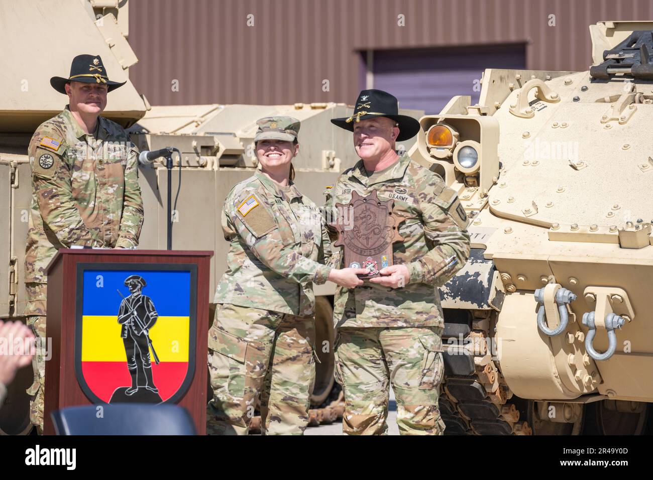The 204th Regional Training Institute conducts a change of command ...