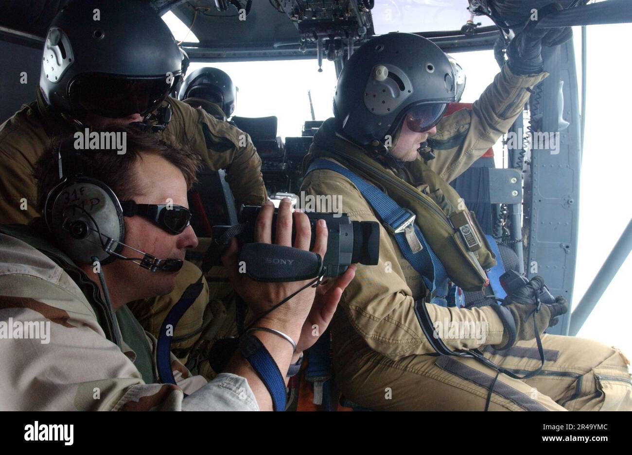 US Navy U.S. Navy Journalist Stock Photo - Alamy