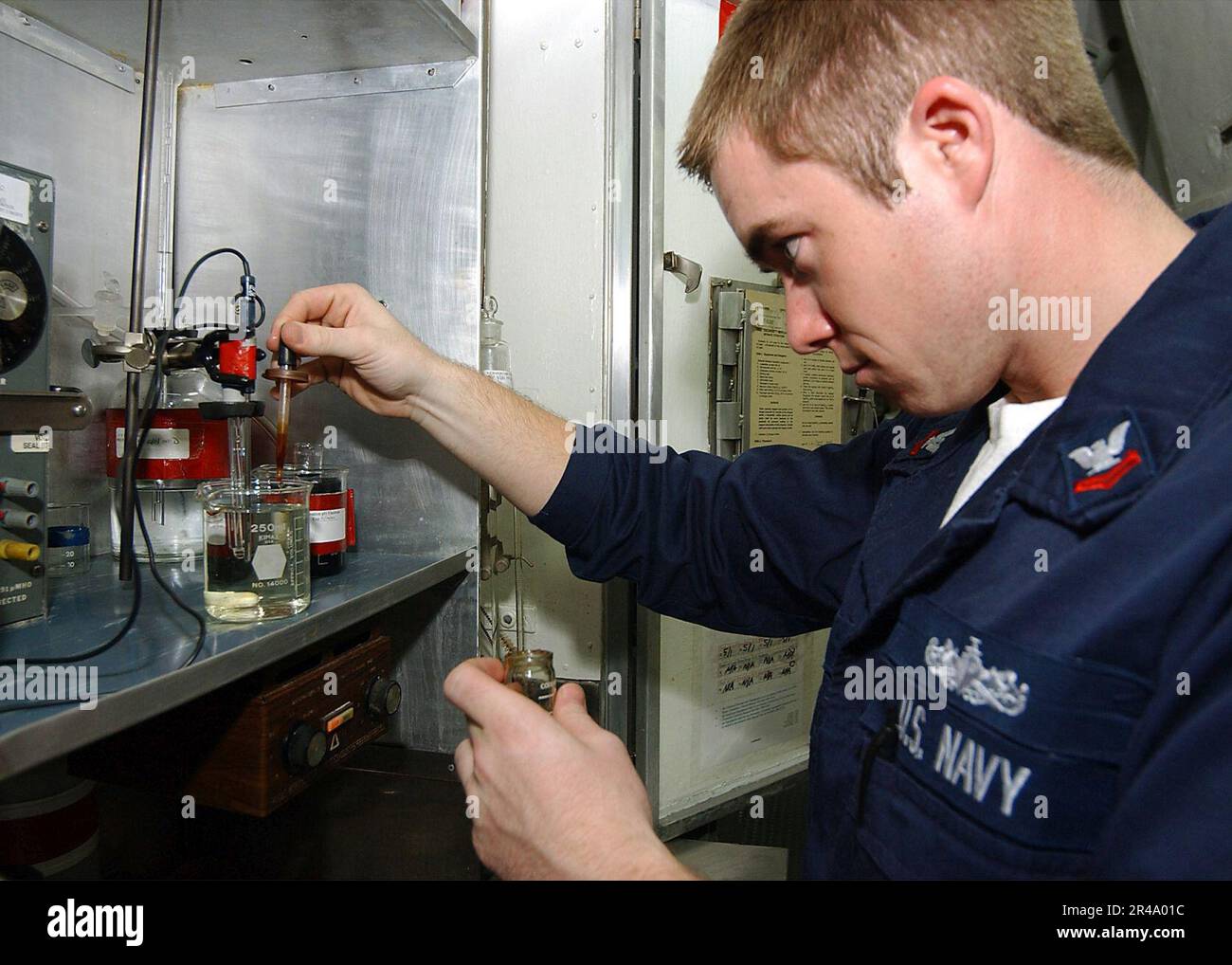 US Navy Machinist Mate Stock Photo - Alamy