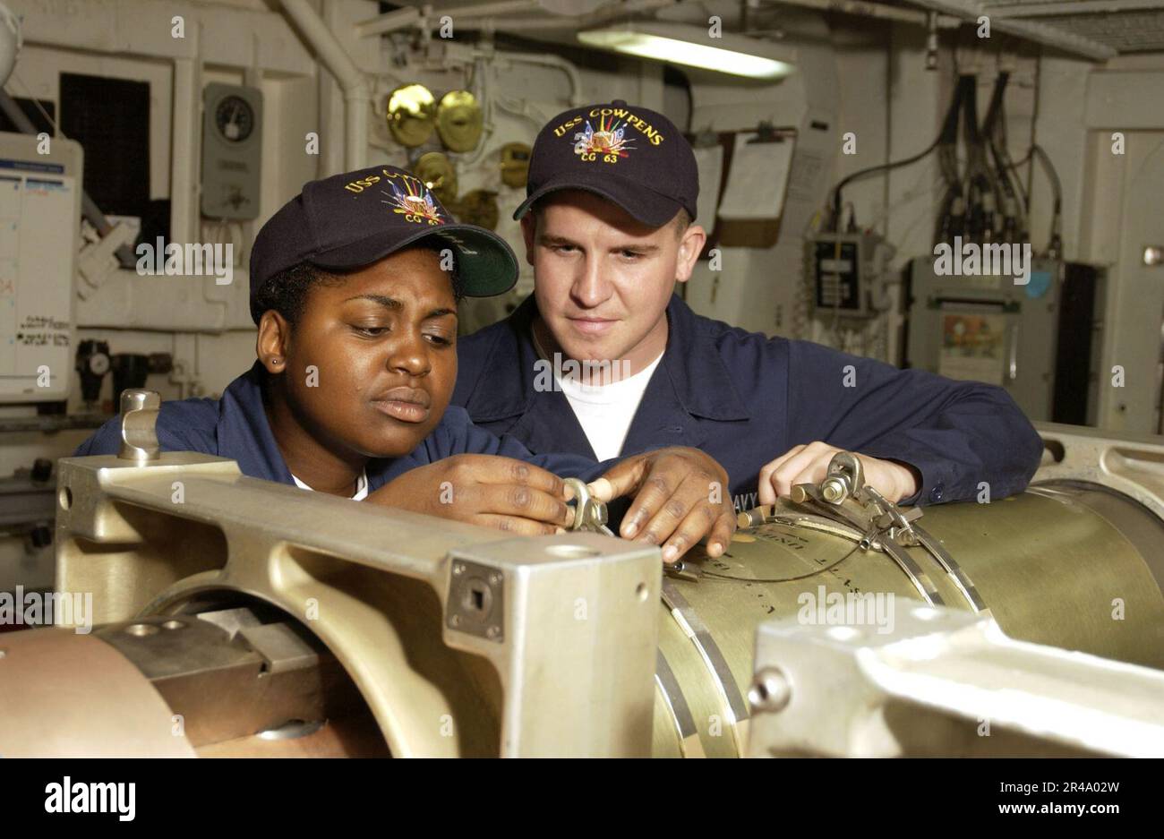 US Navy Sonar Technician Stock Photo - Alamy