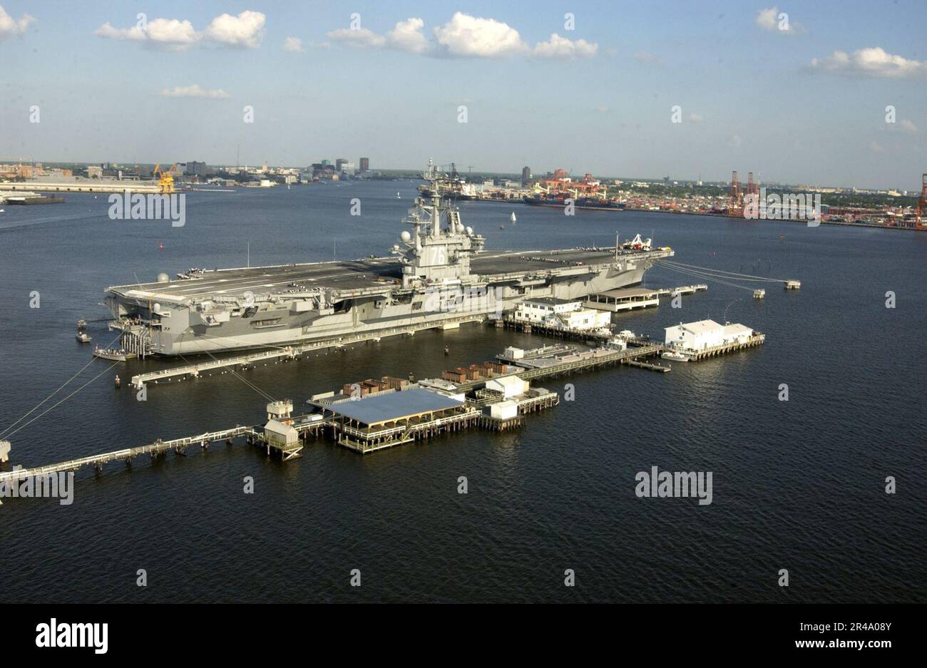 US Navy The U.S. Navy's newest aircraft carrier USS Ronald Reagan (CVN ...