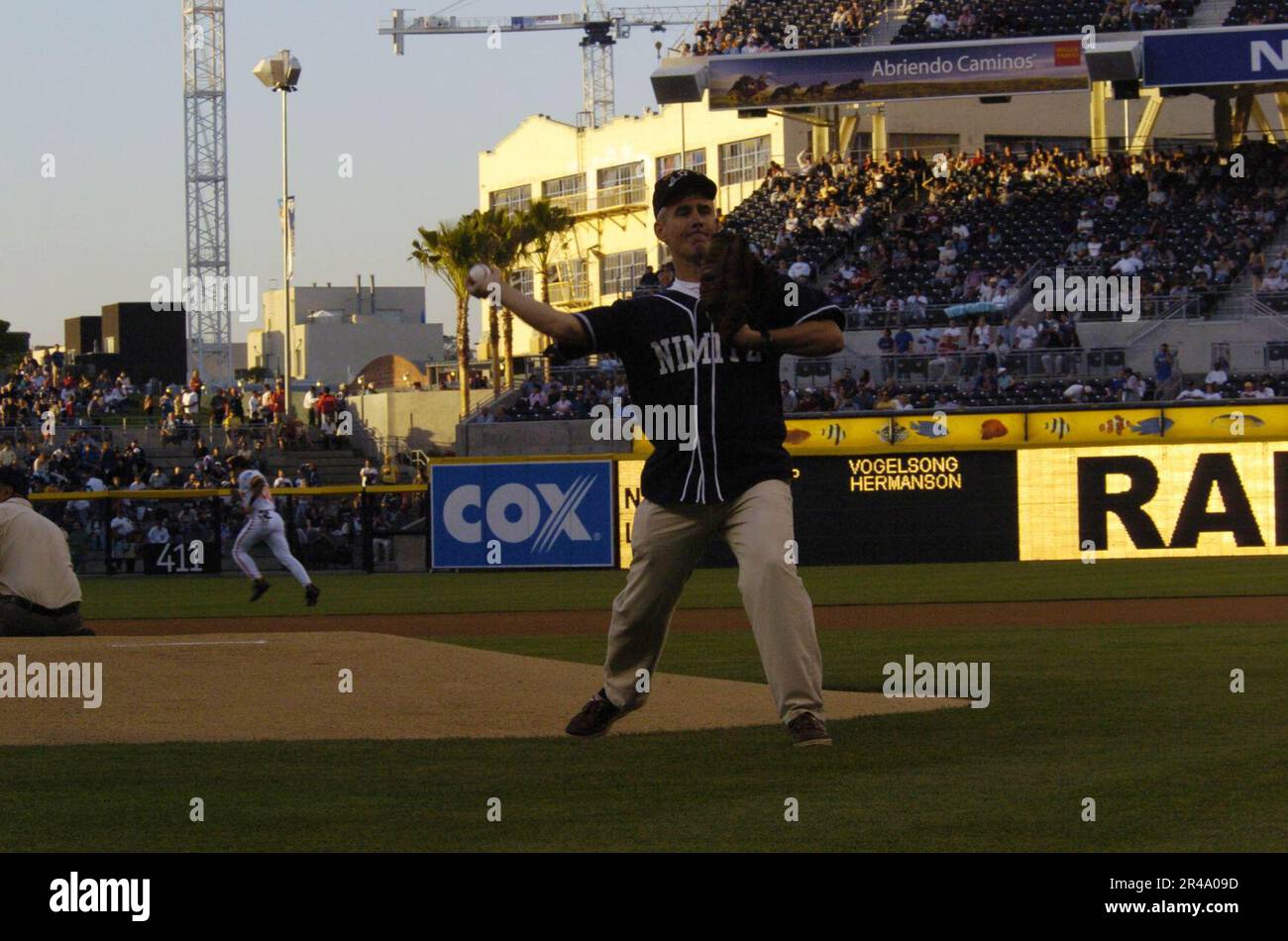 US Navy Representing USS Nimitz (CVN 68) crew Commanding Officer ...