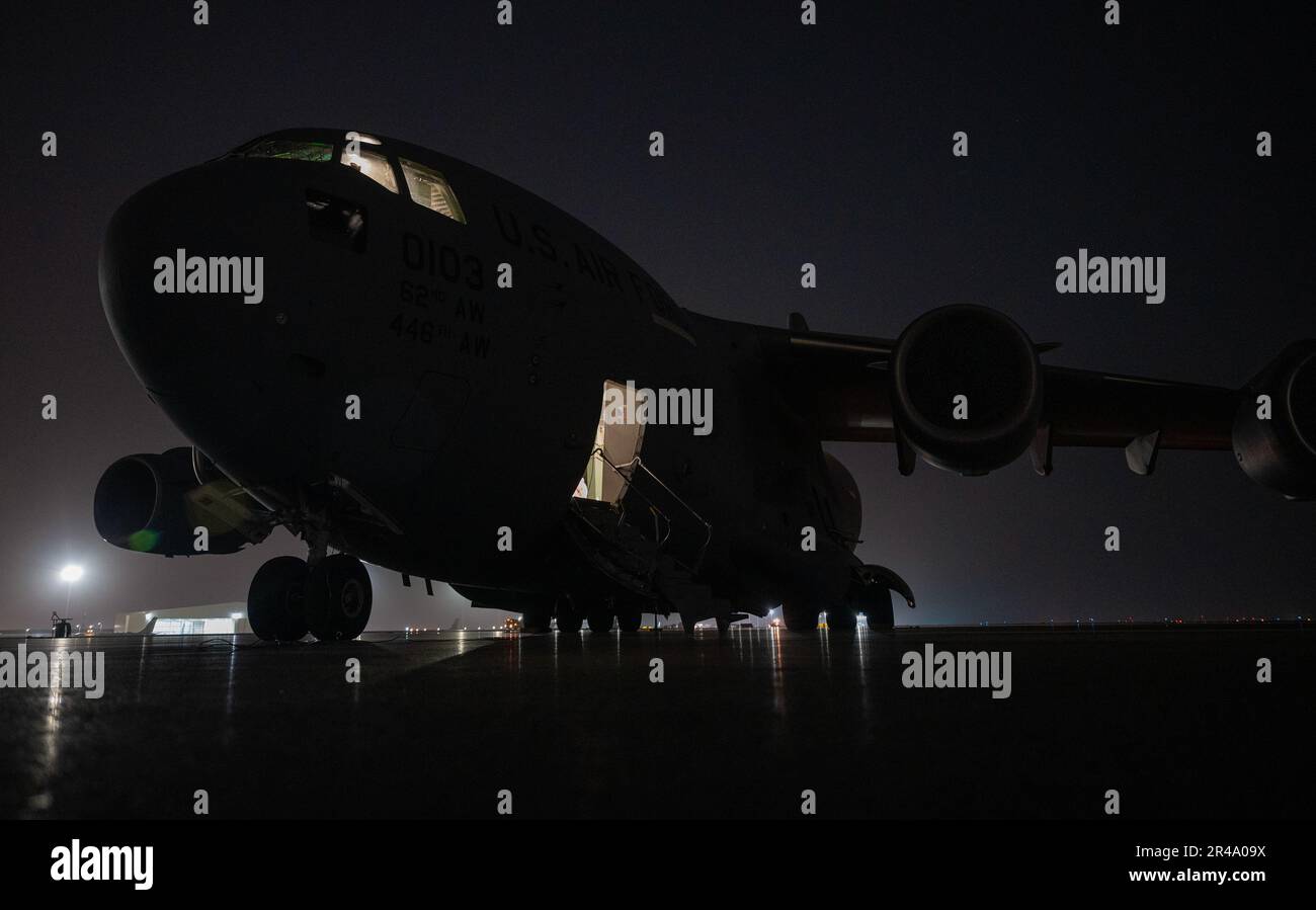 A U.S. Air Force C-17 Globemaster III assigned to the 8th Expeditionary ...