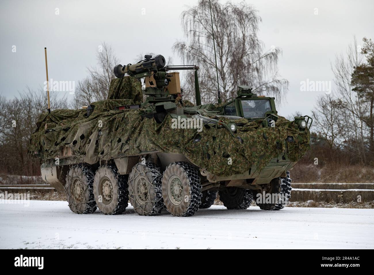 U.S. Army Soldiers assigned to the 2d Cavalry Regiment conduct a ...