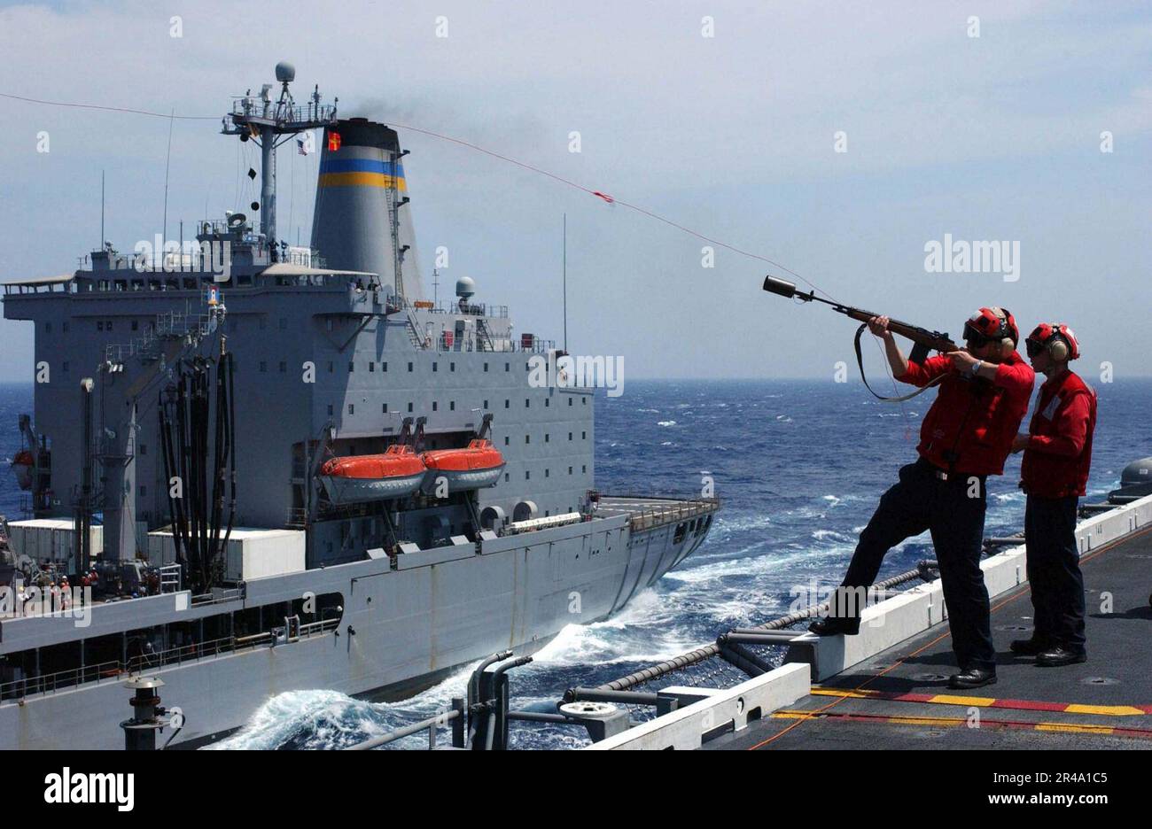 US Navy Torpedoman's Mate Stock Photo - Alamy