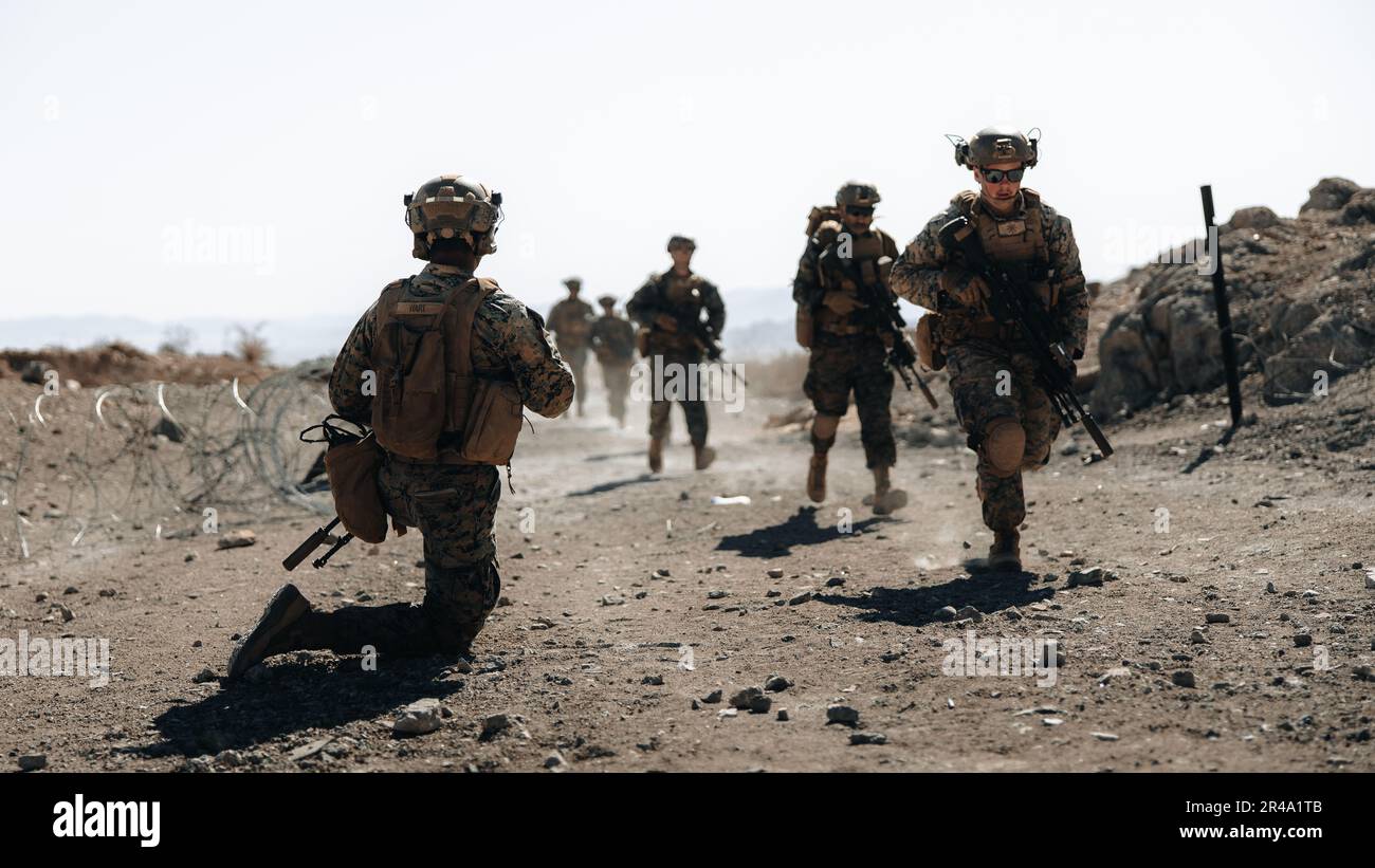 U.S. Marines with 3d Littoral Combat Team, 3d Marine Littoral Regiment ...